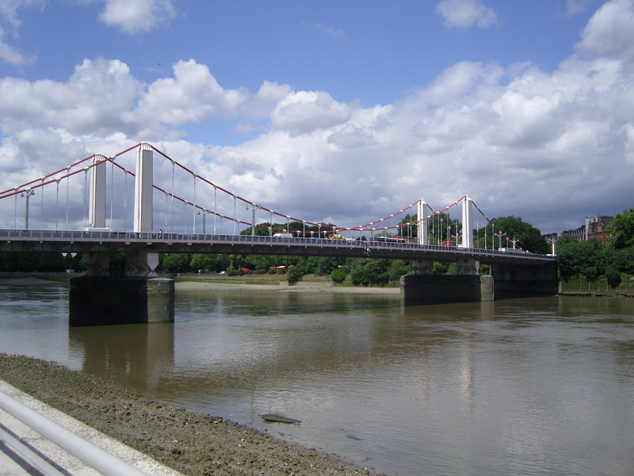 The Happy Pontist: London Bridges: 9. Chelsea Bridge