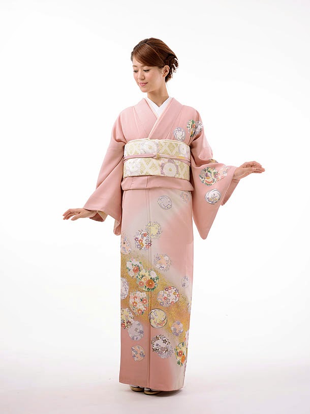 Houmongi Kimono