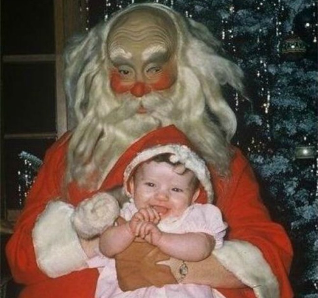 four-eyes rella: Scary Santa Saturday, part 4 of 4.