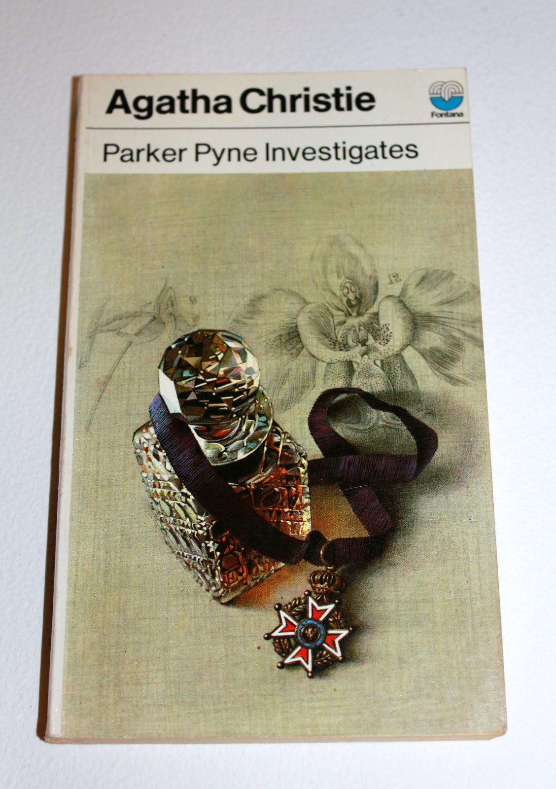 rObfOs: Agatha Christie: illustrated covers by Tom Adams