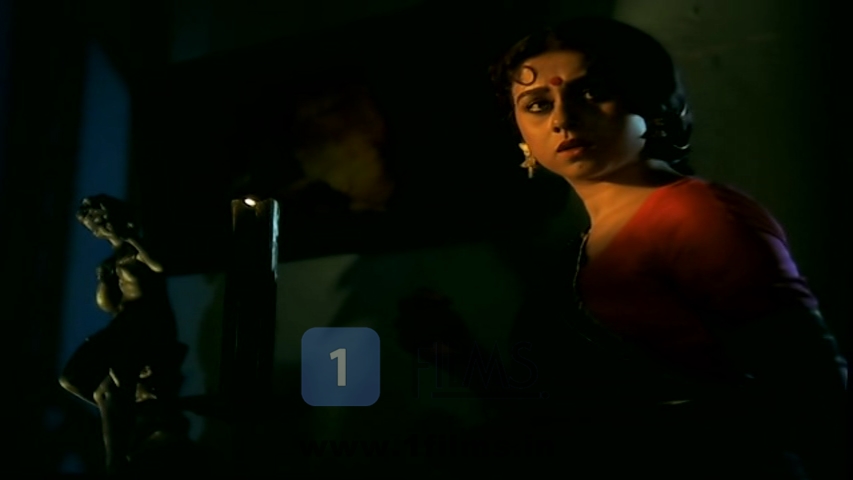 Tahkhana Ramsay Hindi Horror Movie Screenshots | 1Films.in