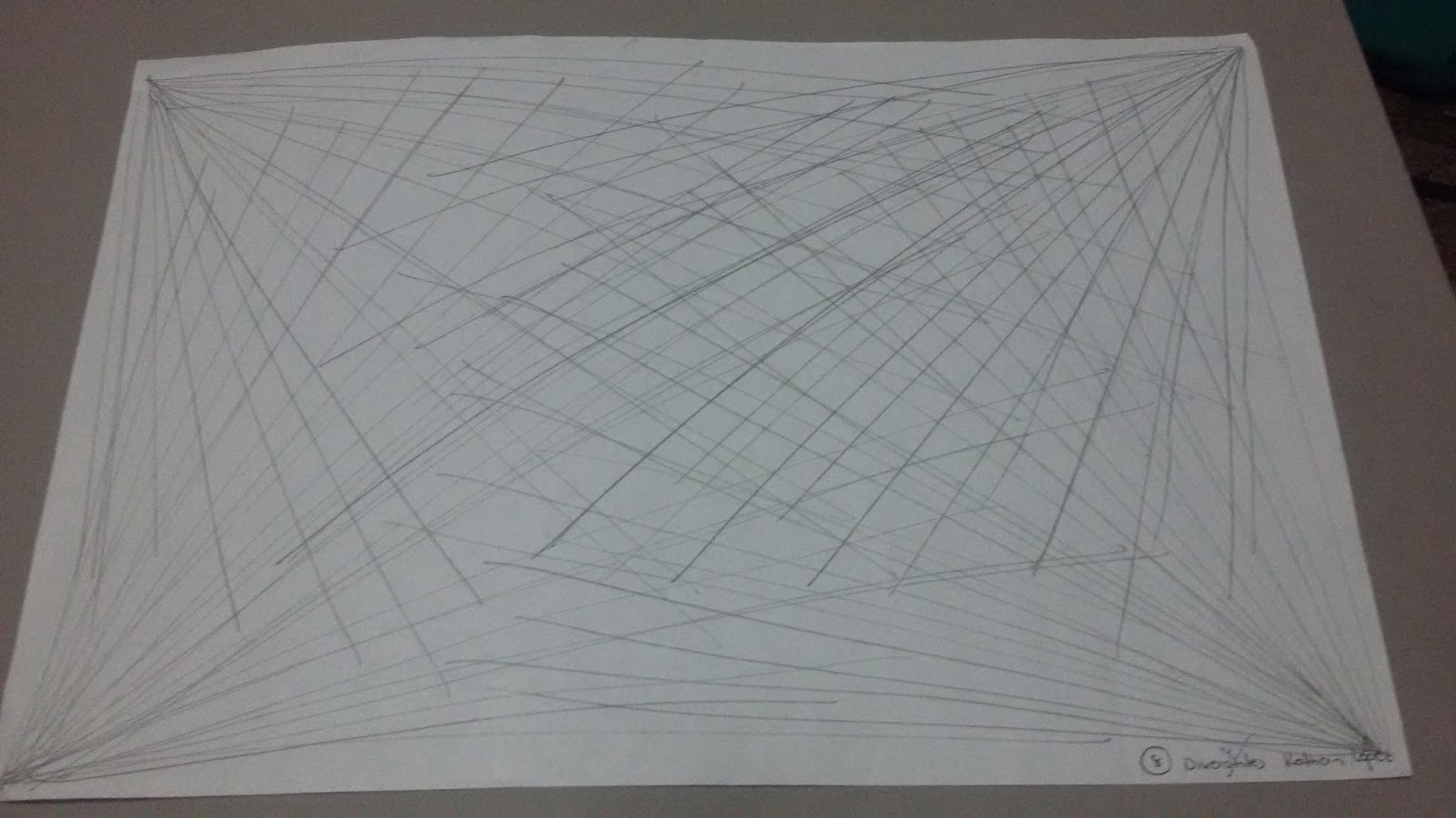 lineas convergentes y divergentes a un punto de fuga