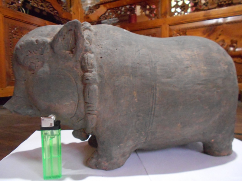 SIDOARJOANTIK GALLERY: Patung Terracotta Celengan Babi Majapahit Kuno Antik