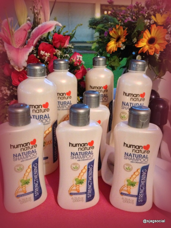 Human ♥ Nature Cool Peppermint Strengthening Shampoo