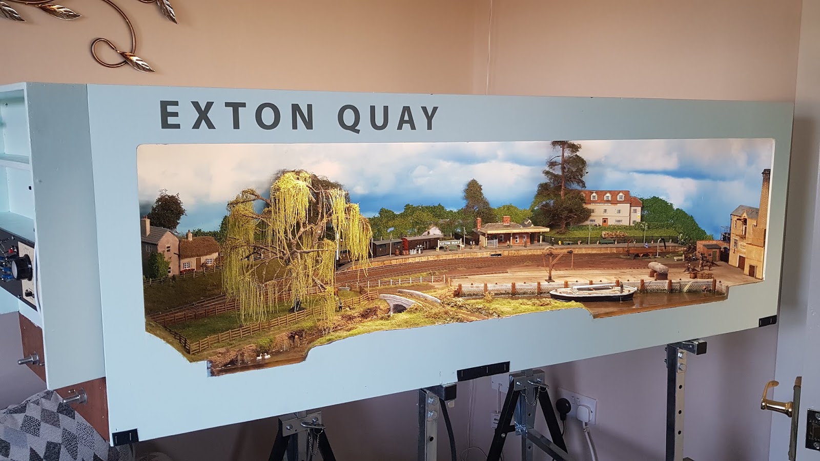 CParkstone's Railway modellers Blog: Exhibition observations Exton Quay