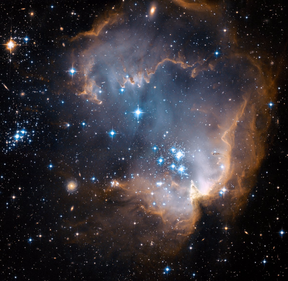 REAL SPACE PICTURES CAPCTURED BY HUBBLE TELESCOPE.