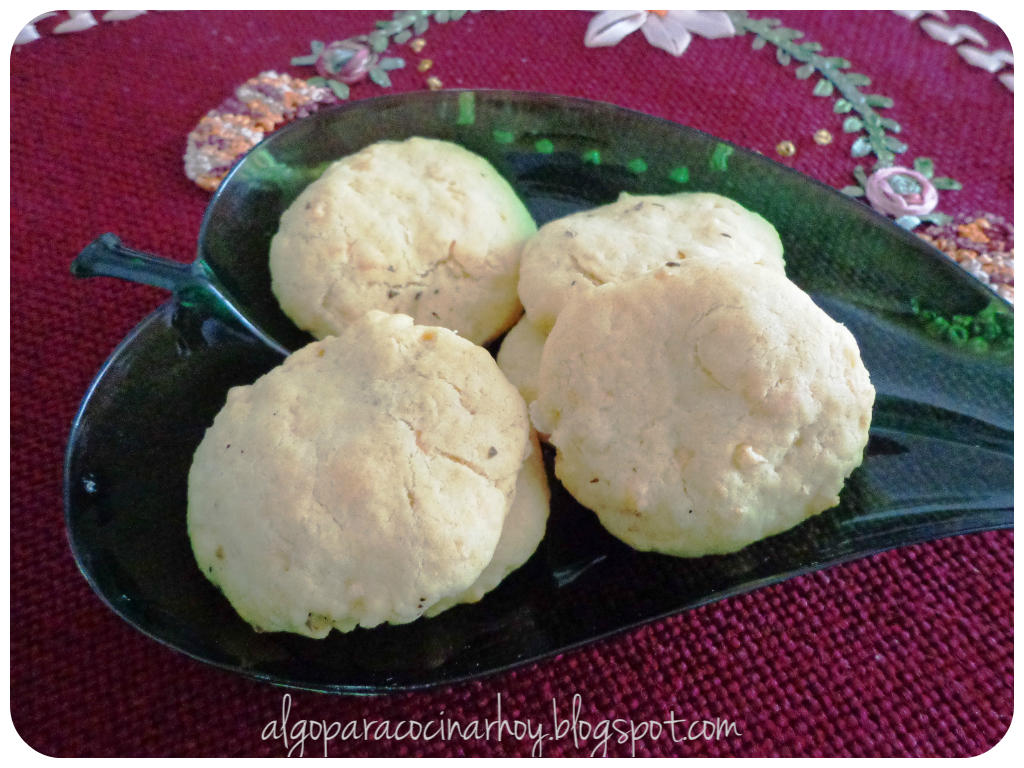 Algo para cocinar hoy: Galleticas de queso, un entremés delicioso!