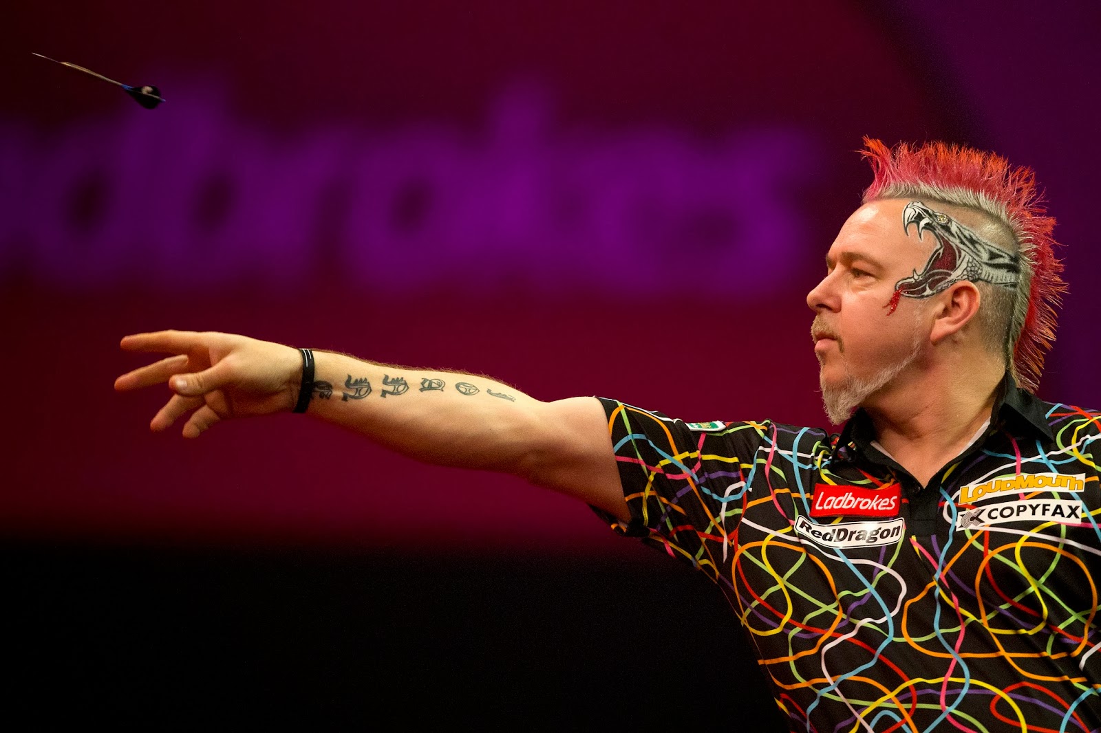 Sports: Michael van Gerwen wins World Darts Championship - Images ...