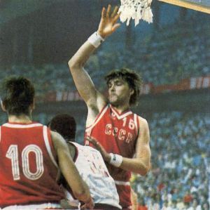 RobVogt80s: Sabonis: Different worlds for father and son