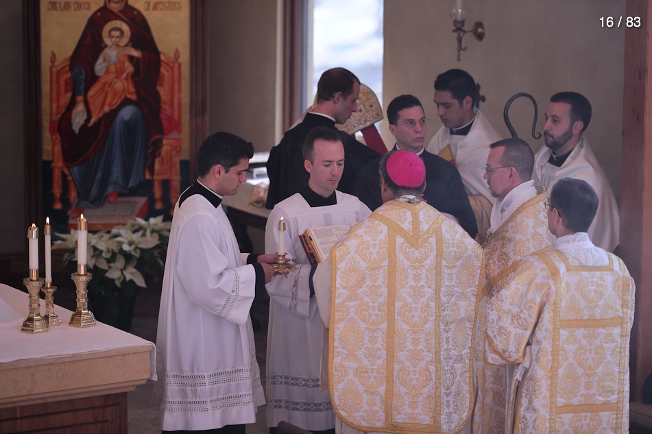 New Liturgical Movement: Solemn Pontifical Mass, Holy Apostles Seminary ...