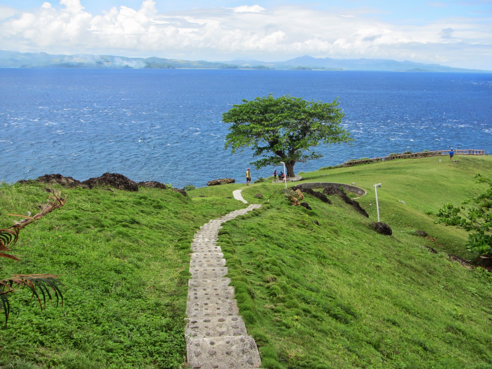 LEXICAL CROWN: CAPUL ISLAND