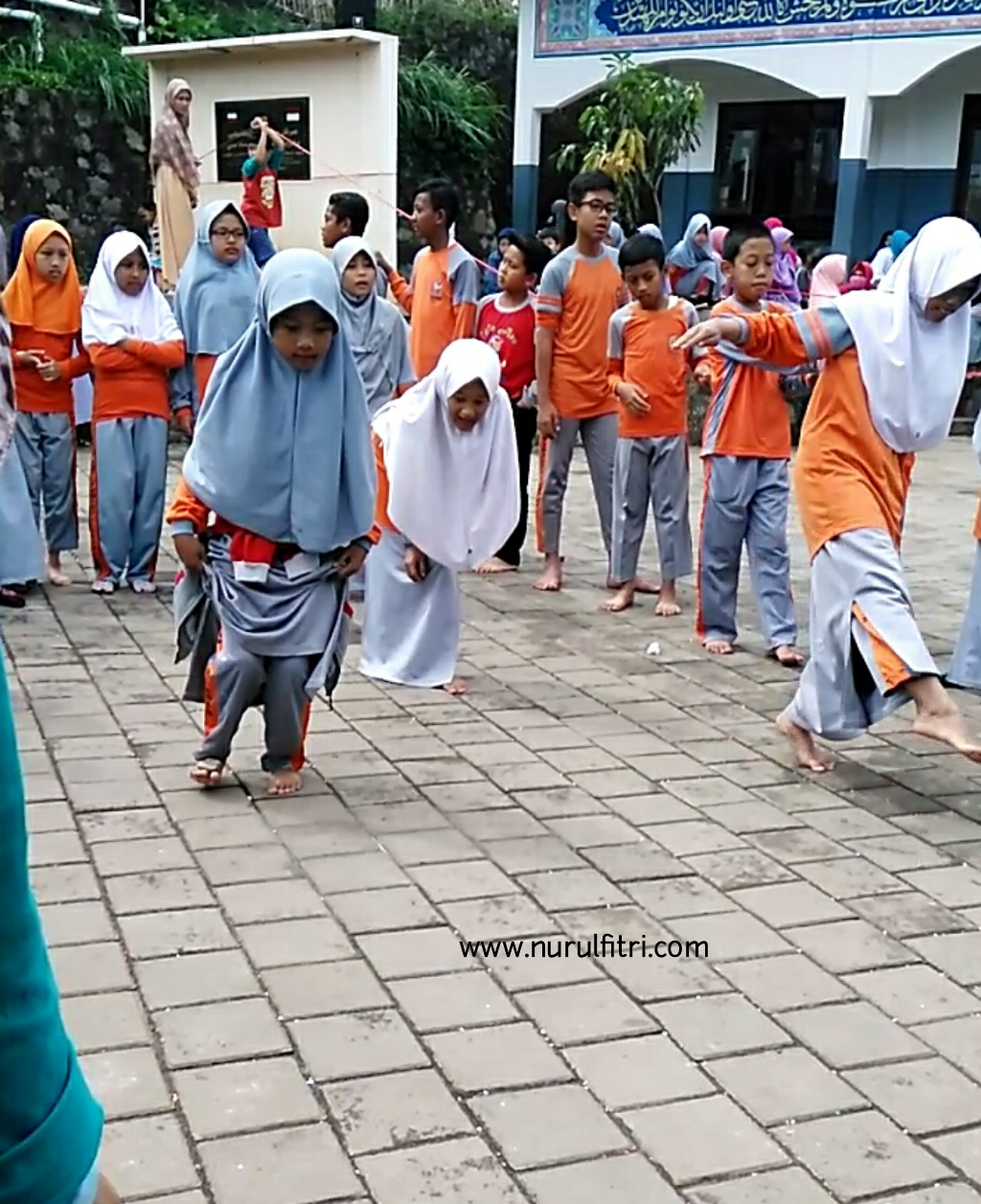 √ Festival Kaulinan Barudak Sunda