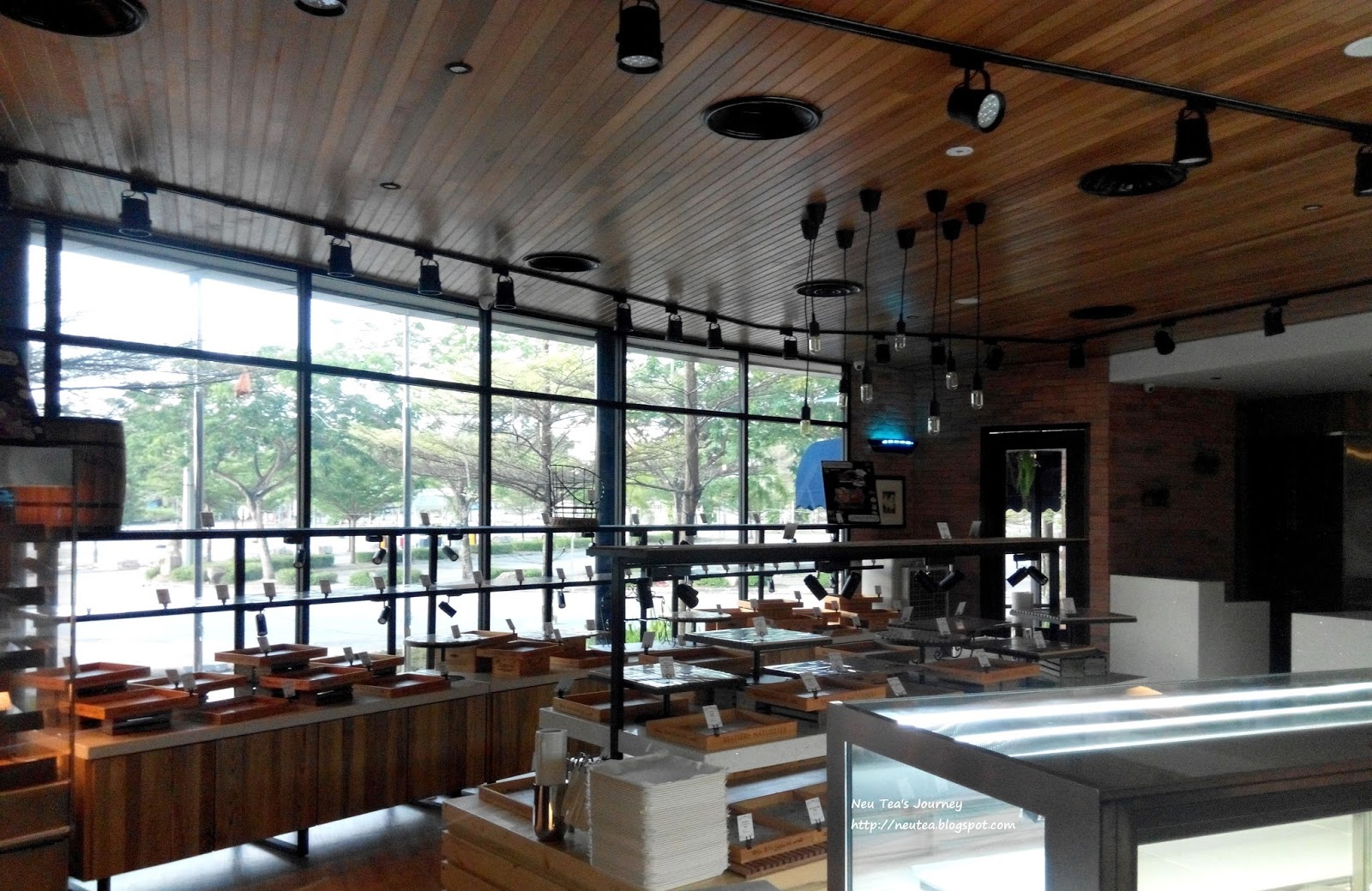 Neu Tea's Journey: Verbena in Sutera Mall 五福城