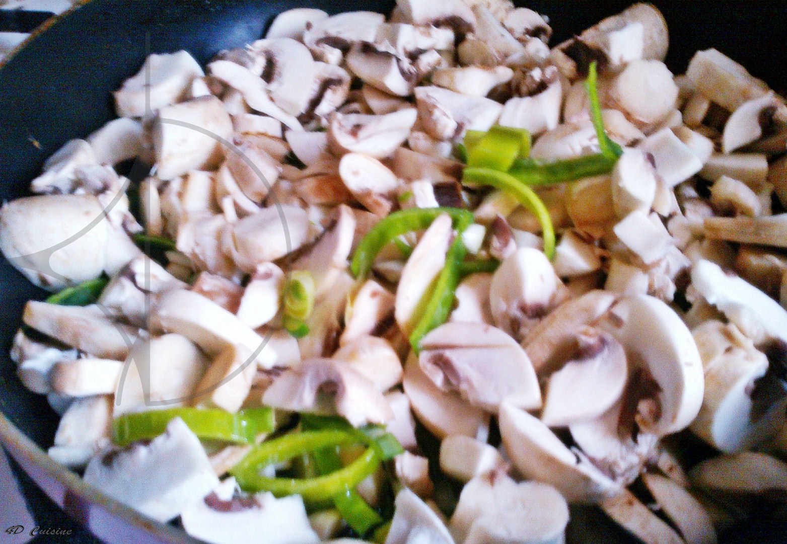 4D Cuisine: Hribi de mai (sau cum se numesc pe la noi - pitoi)