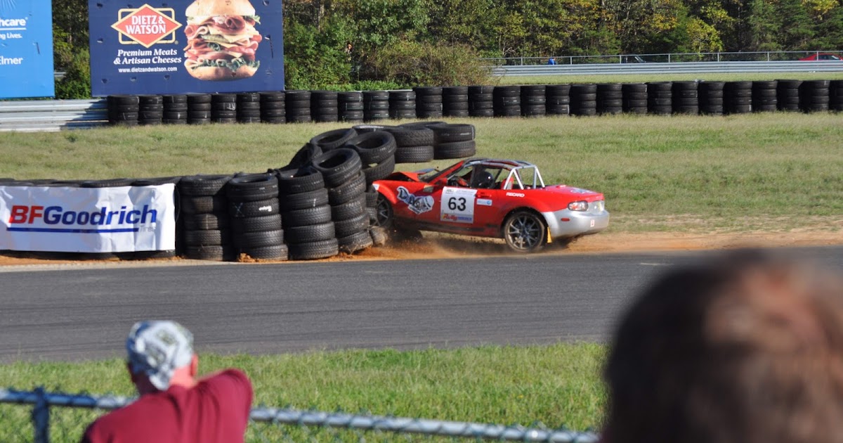 The Daily Hoon: The Daily Shot - April 22, 2011: Miata Crash Action Shot