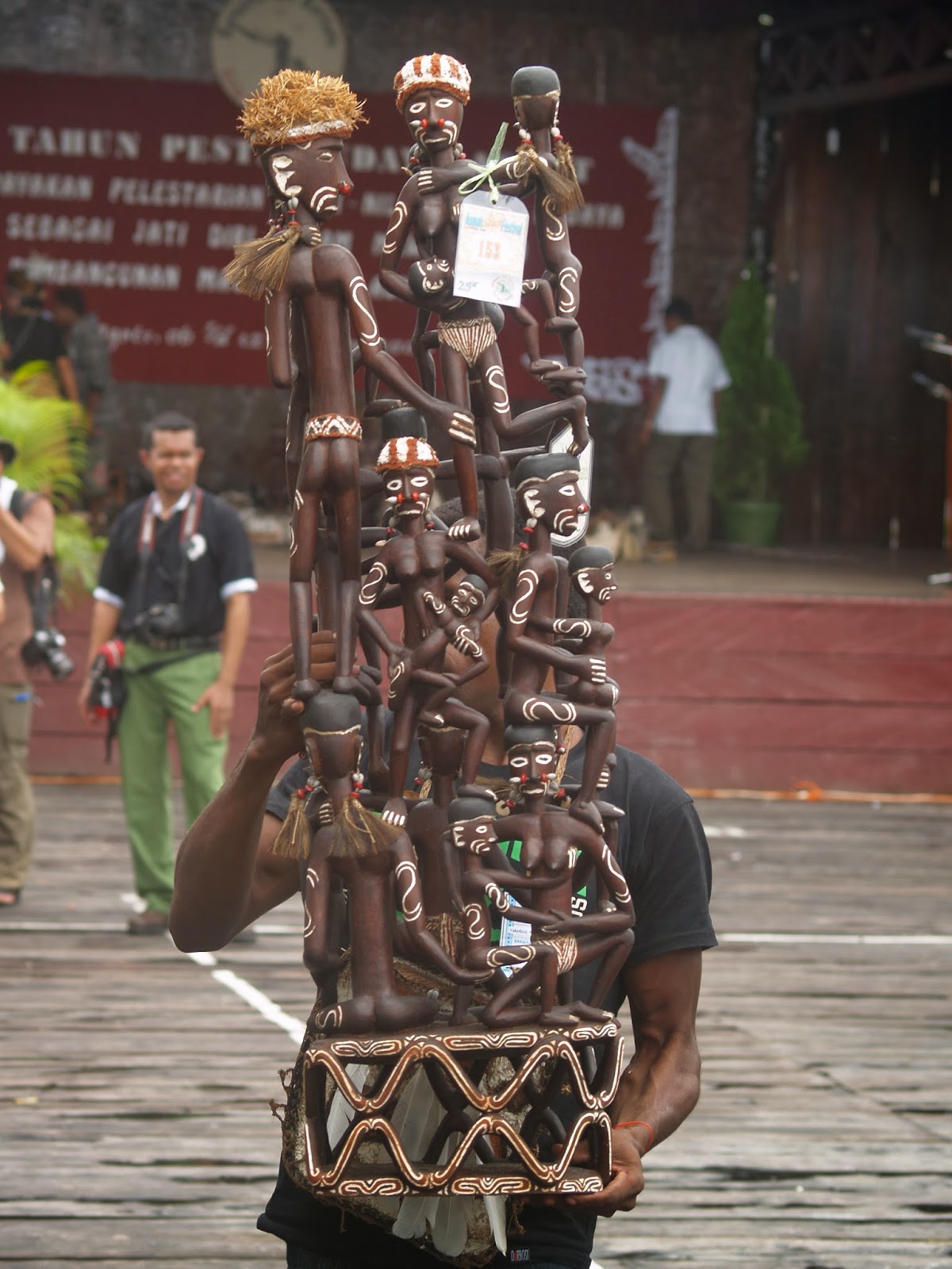 ASMAT - The Sky Above, The Mud Below: Asmat Cultural Festival 2008