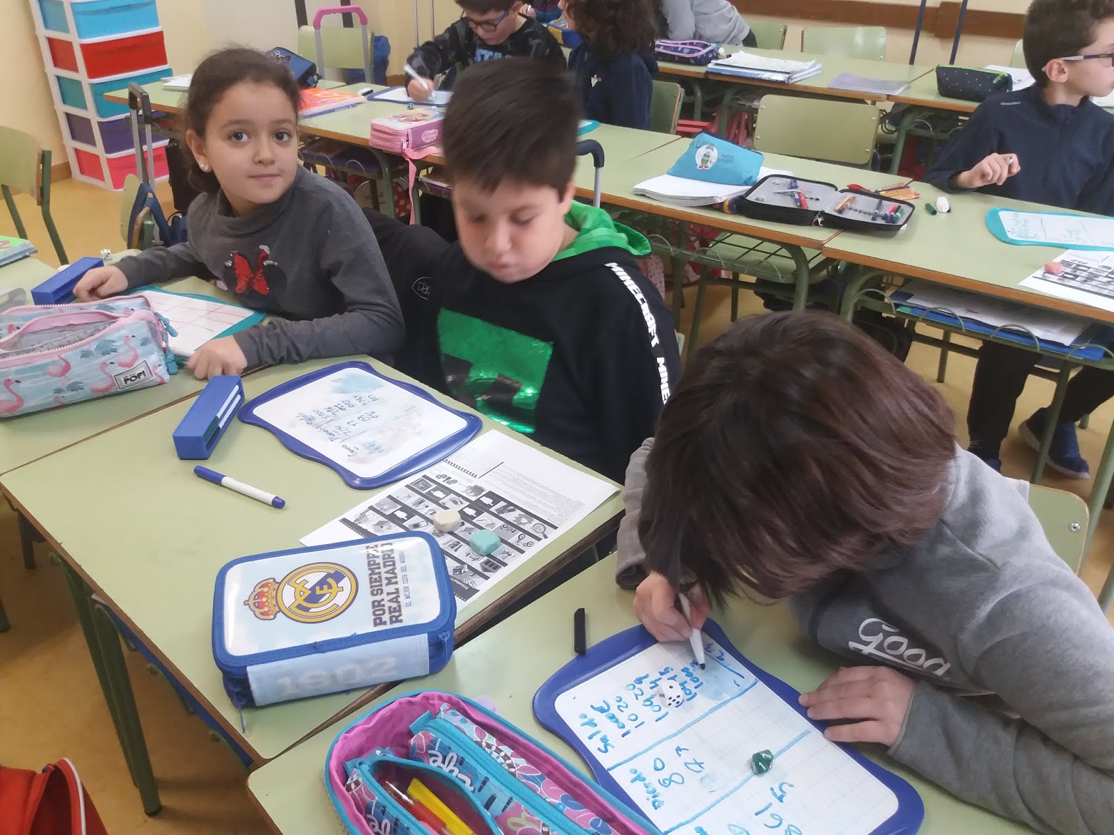 Mi clase de 3ºA: Juegos en clase.