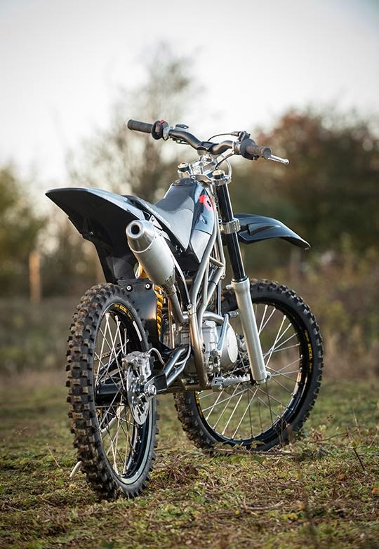 VOROMV Moto: Mountain bike, Enduro... ¿o qué tal una Mountain Moto?