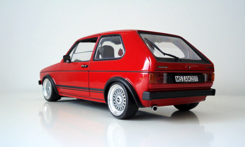 GARAJE1-18: VOLKSWAGEN GOLF GTI MK1 + LLANTAS BBS RS 15 PULGADAS
