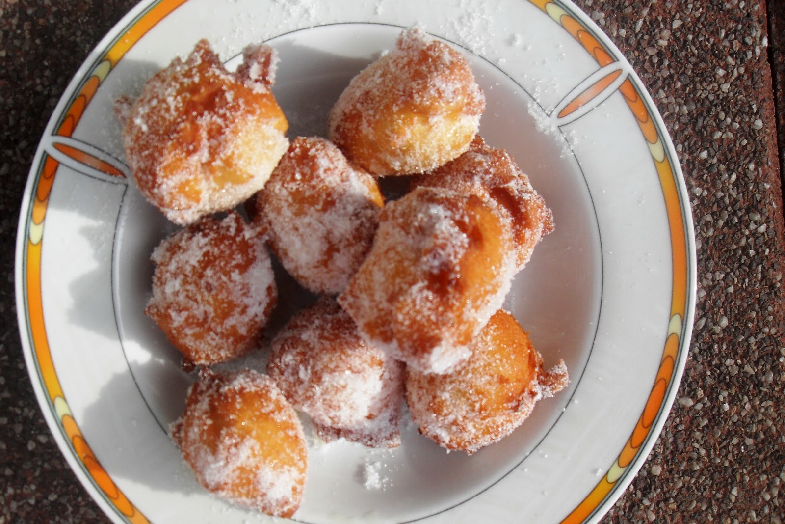 Sanna´s Hexenküche: Quarkbällchen / Quarkkrapfen