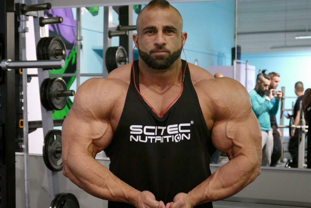 Muscle Lover: Lebanese-Canadian IFBB Pro bodybuilder Fouad Abiad