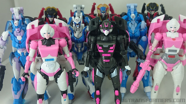 Blog Transformers.com: 1305-10: Arcee, Chromia & Windblade (Hasbro ...