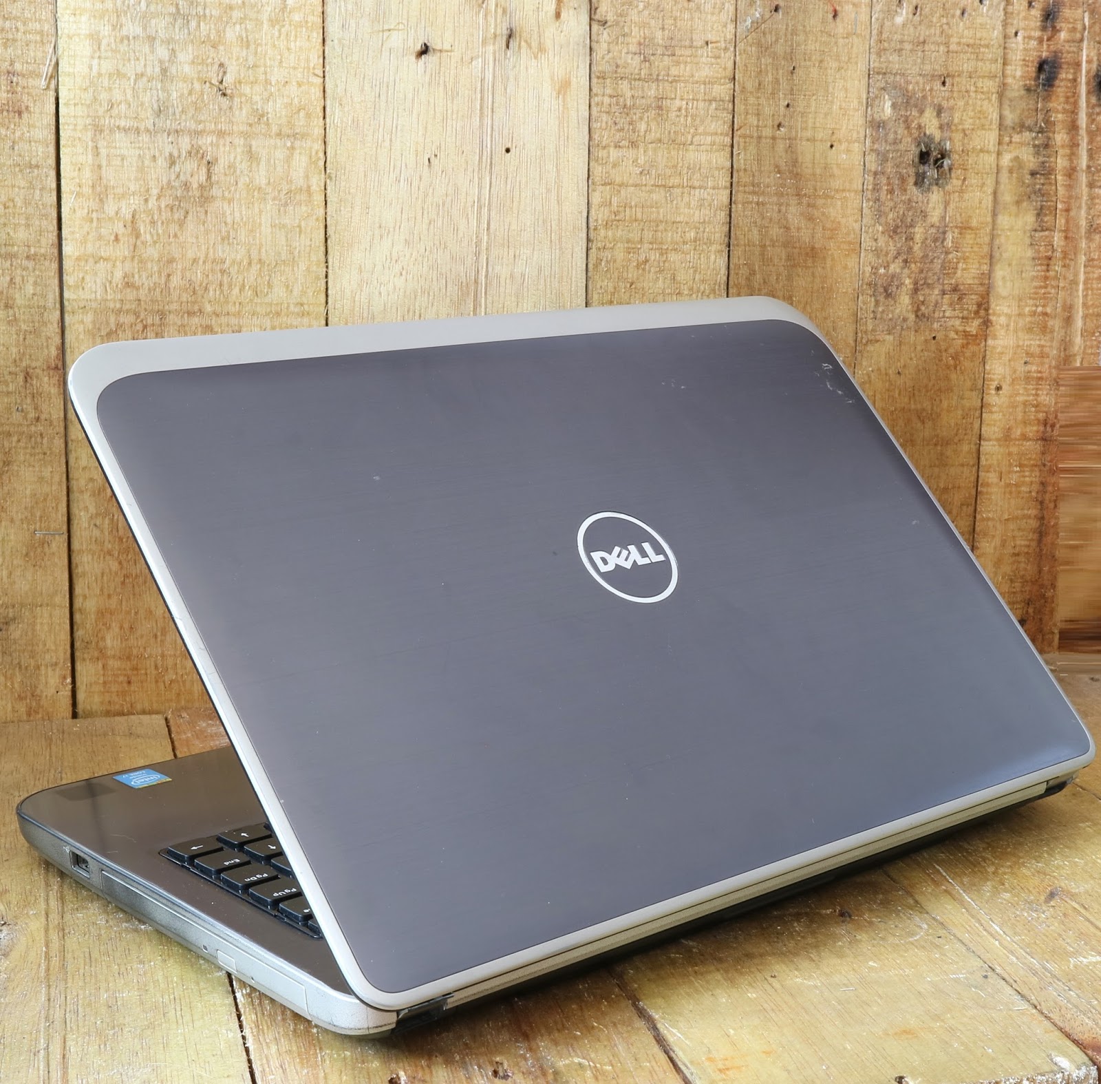 Laptop Gaming DELL Inspiron 5437 Core i7 Dual VGA | Jual Beli Laptop ...