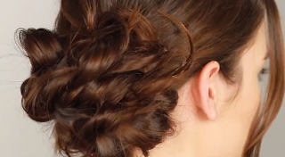 Kara's Glamour Blog: 3 Easy Hairstyles For Rainy Days!