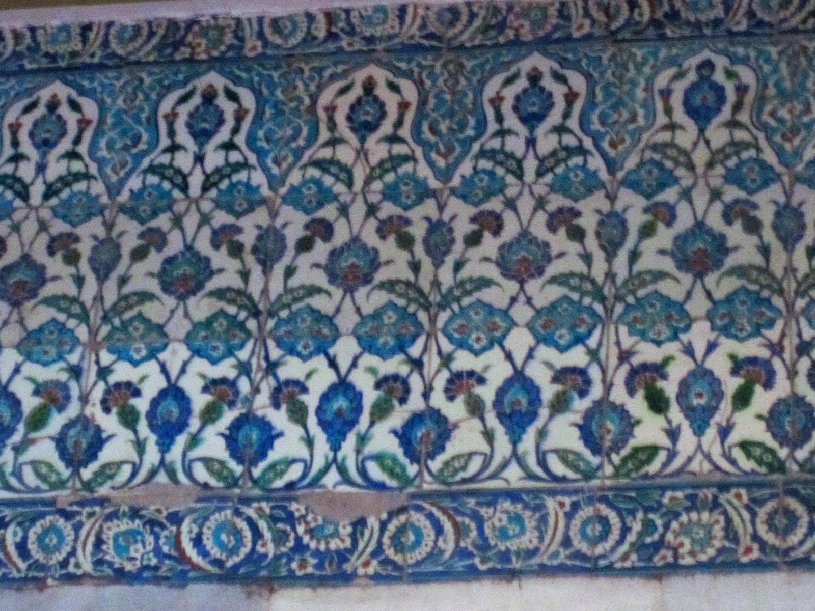 Cannundrums: Sultan Ahmed or Blue Mosque - Istanbul