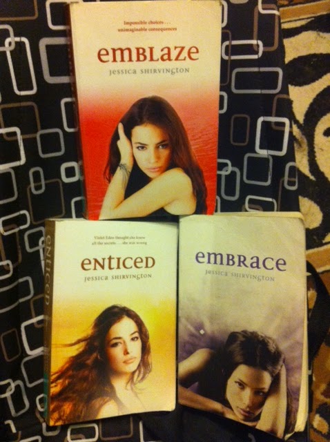 Realm of the Sapphired Dragon: In My Mailbox #37