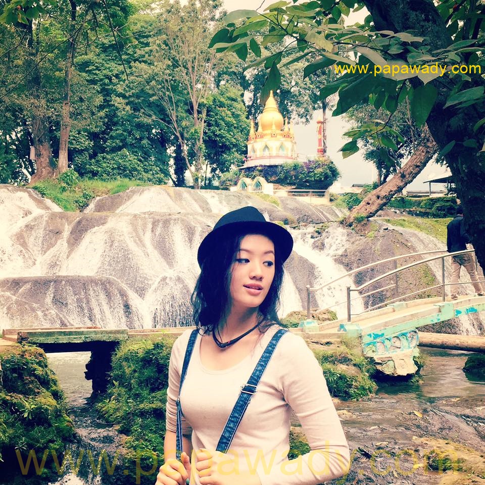 Celebrity of The Week - 15 Pictures of Khin Wai Phyo Han in Myanmar