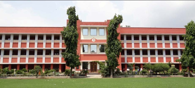 Top 10 girls colleges of DU