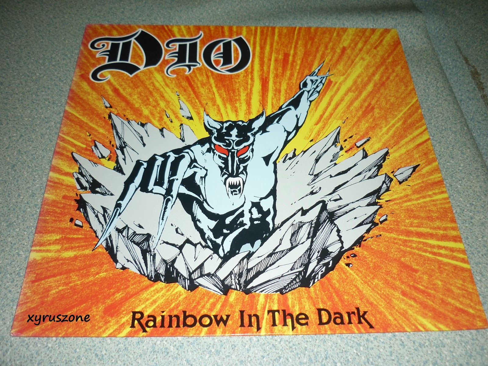 Xyrus Zone: Dio - Rainbow In The Dark Single Vinyl (1983)