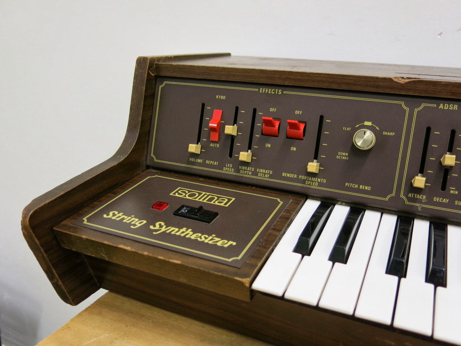 MATRIXSYNTH: Solina String Synthesizer (String Ensemble + ARP Explorer ...