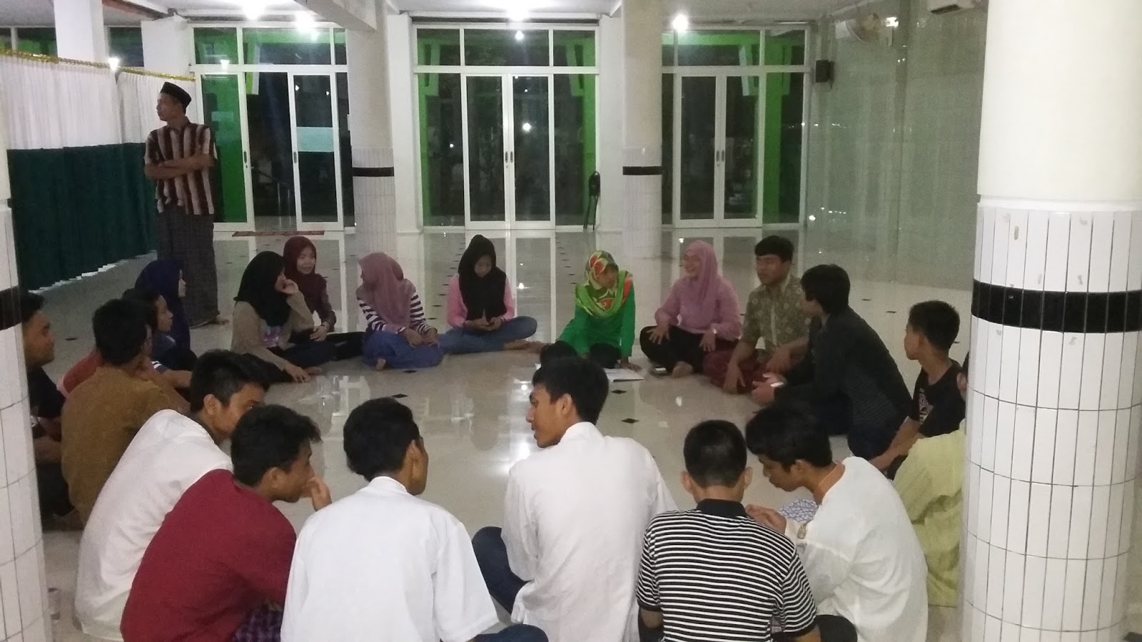 MASJID AN-NUR TROPODO: RAPAT PEMBENTUKAN REMAJA MASJID