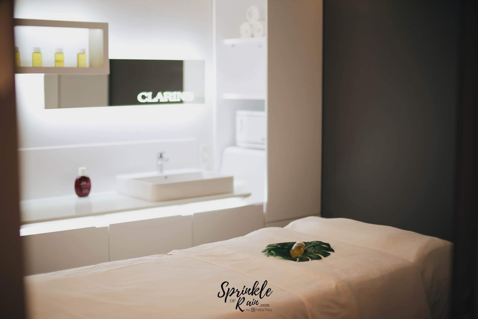 [REVIEW] Clarins Skin Spa and Open Spa Treatment - Sprinkle of Rain