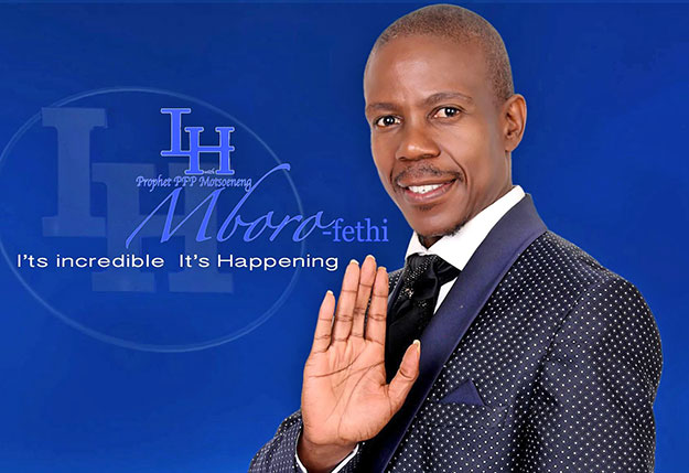 Rosa Rubicondior: April 2016