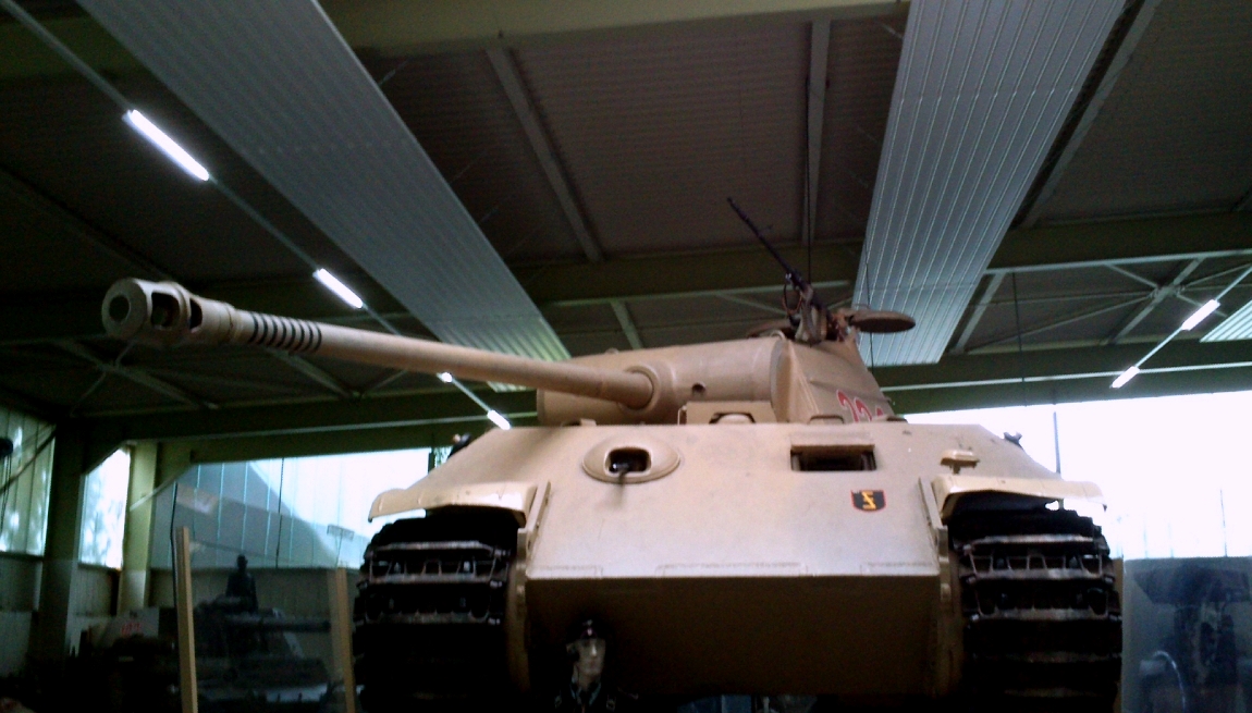 HISTOREICH: Pz.Kpfw V "Panther" Ausf A n°224. Panzerbrigade 106 ...