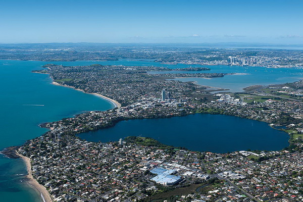Lake Pupuke | Wonderful Places