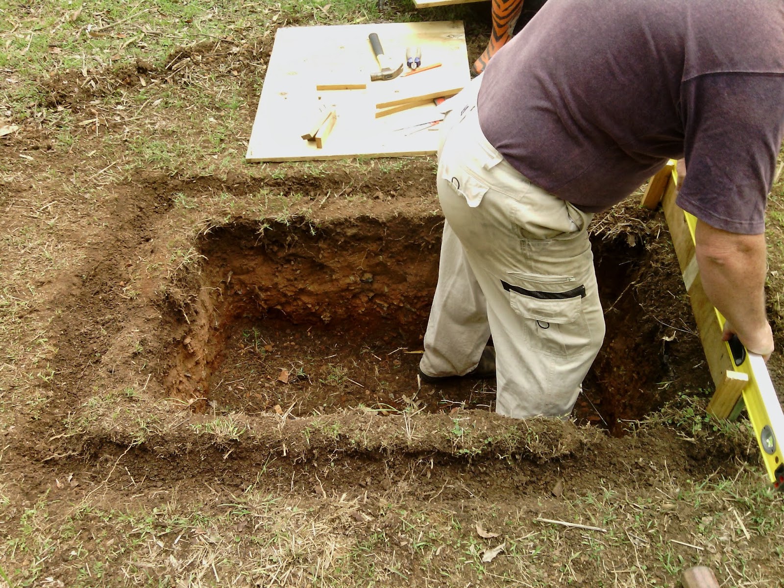 Chronicles of a humpy dweller: toilet building