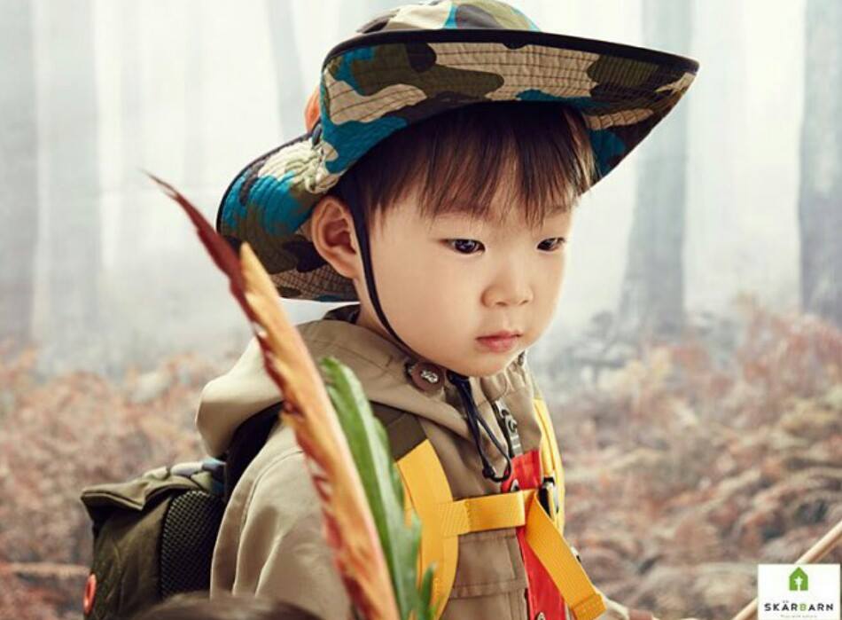 The World of Korea: Song and Triplet :)