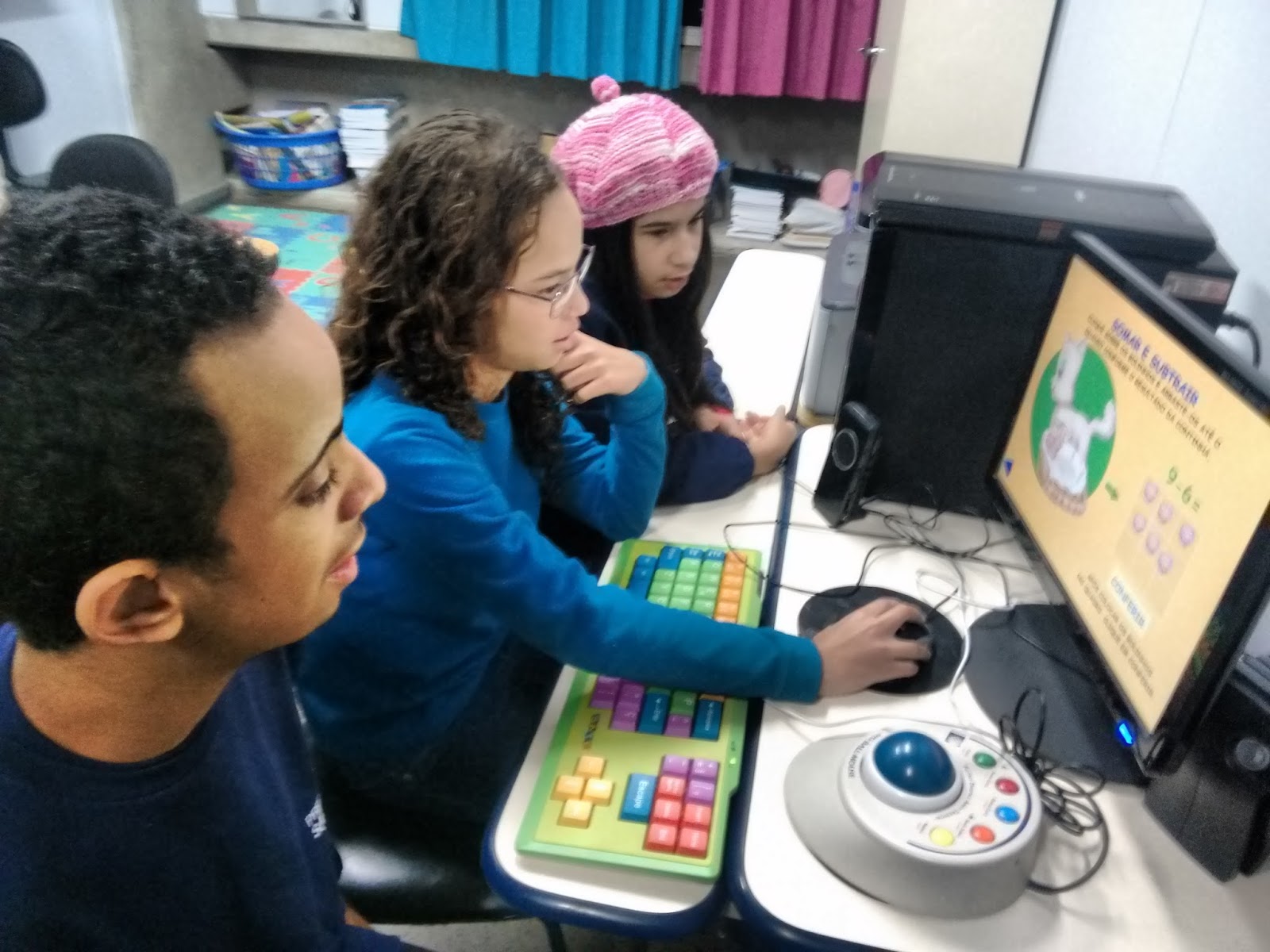 INCLUSÃO EM REDE - CLÁUDIA MISTRELI: TECNOLOGIA ASSISTIVA