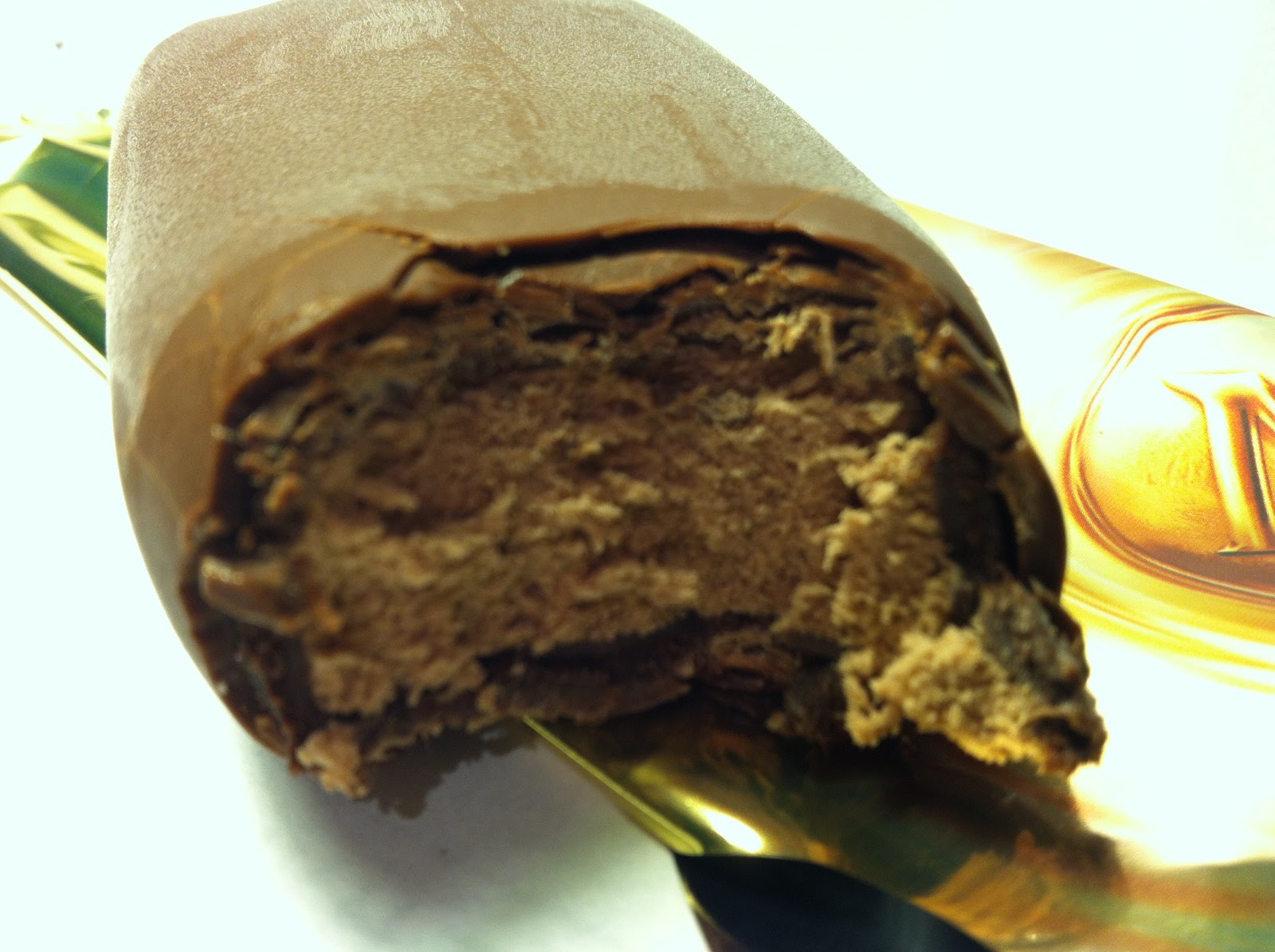 Crazy Food Dude: Review: Magnum Double Chocolate Ice Cream Bar