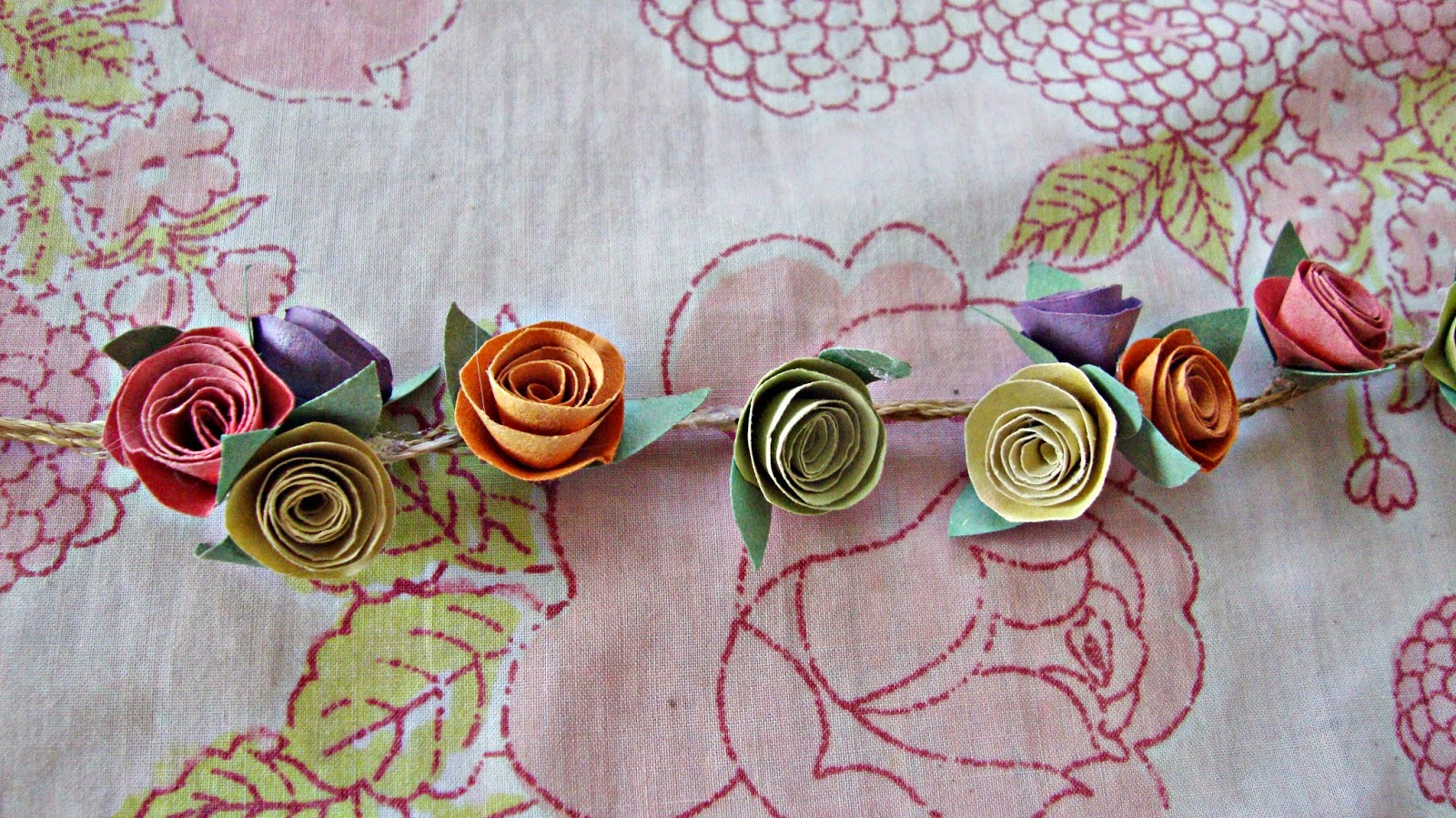 Bitter because it's Butter: DIY Paper Roses Garland