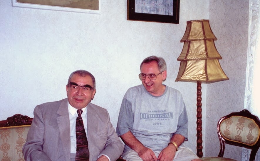 Născut în România: Cu "mâna pe inimă"!