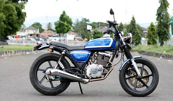 Foto Modifikasi Suzuki Thunder 125 Jap Style Terbaru 2015