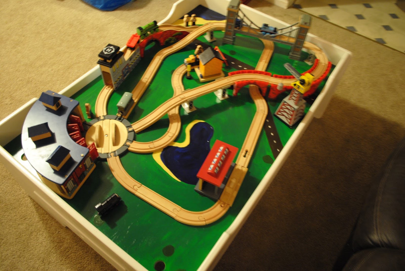 The Kroh's Nest: Train Table Makeover