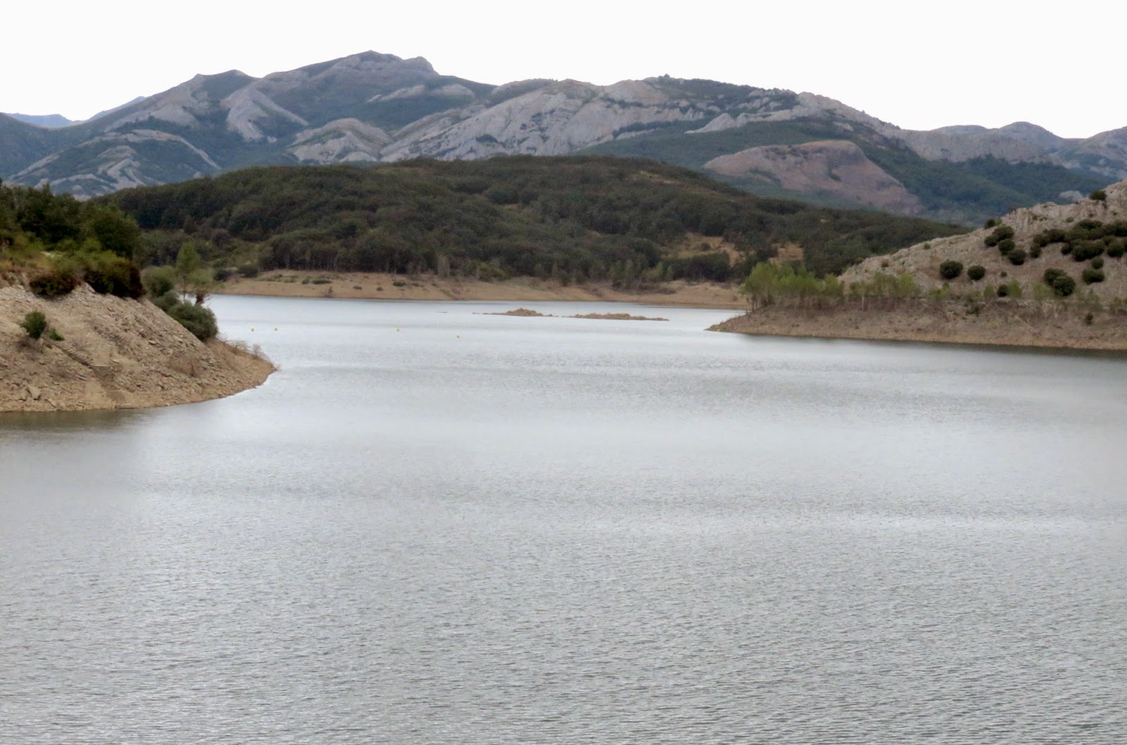 VENTANAS AL PENSAMIENTO: EMBALSE DEL PORMA. Boñar. León.