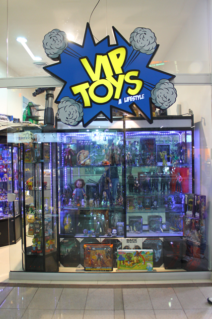 ChachiPower: VIP Toys in Santafe' Shopping Center, Medellin Colombia
