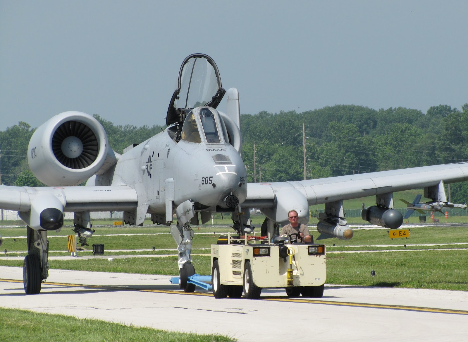 The Aero Experience: TAC Air St. Louis Hosts U.S. Air Force A-10 for ...